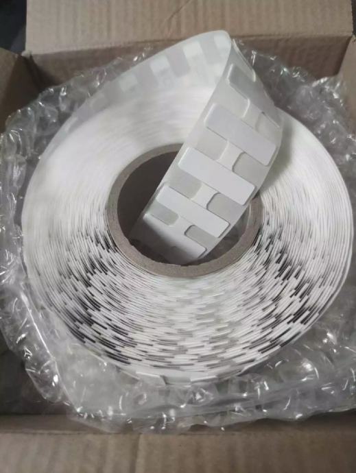 Zebra LAB RFID SILVERLINE tags - on metal | plastic | rubber | liquid