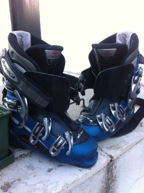 ELAN 160 cm s vezovima, štapovima,torbom, pancerice