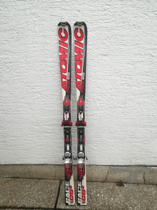 SKIJE ATOMIC RACE GS