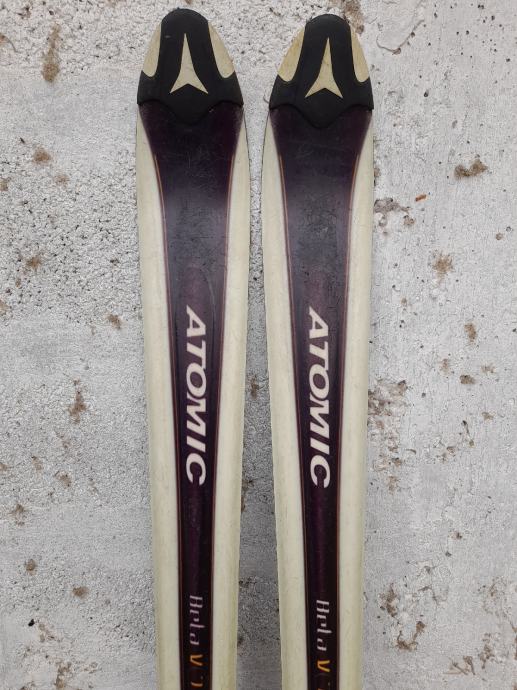 Skije Atomic