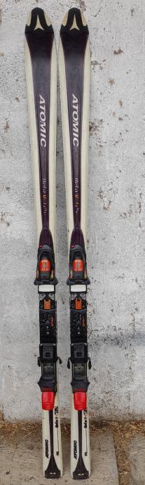 Skije Atomic