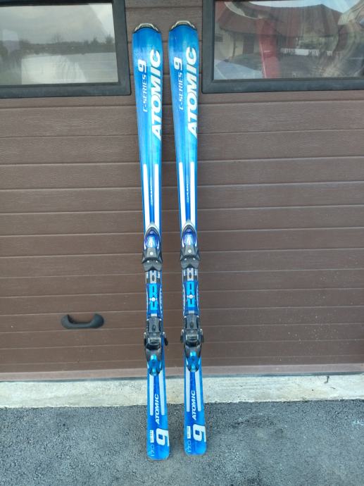 Skije Atomic