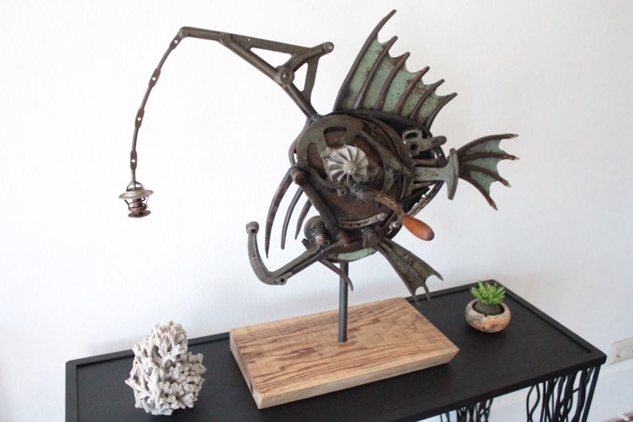 Metal art skulptura riba