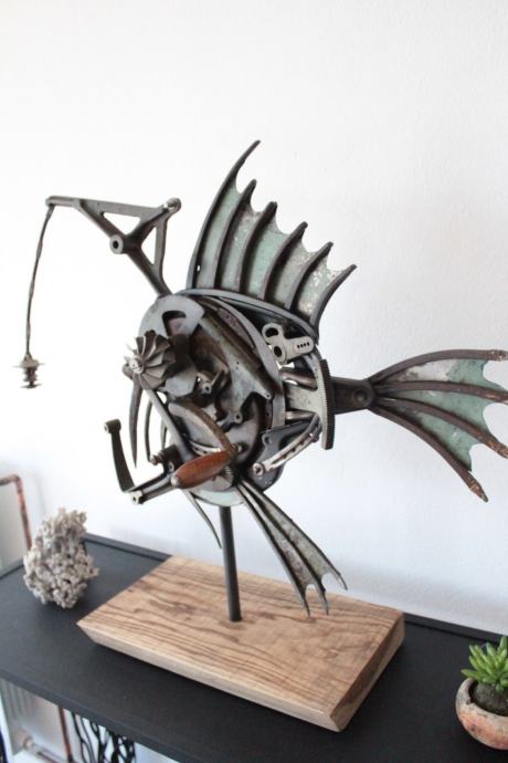 Metal art skulptura riba