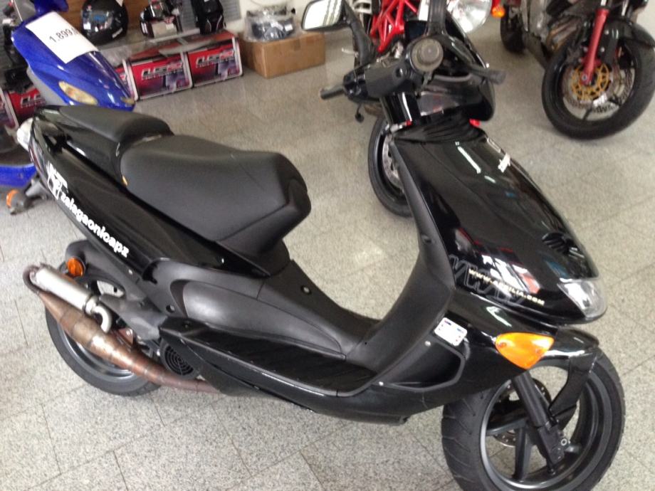 Aprilia SR50, 2002 god.