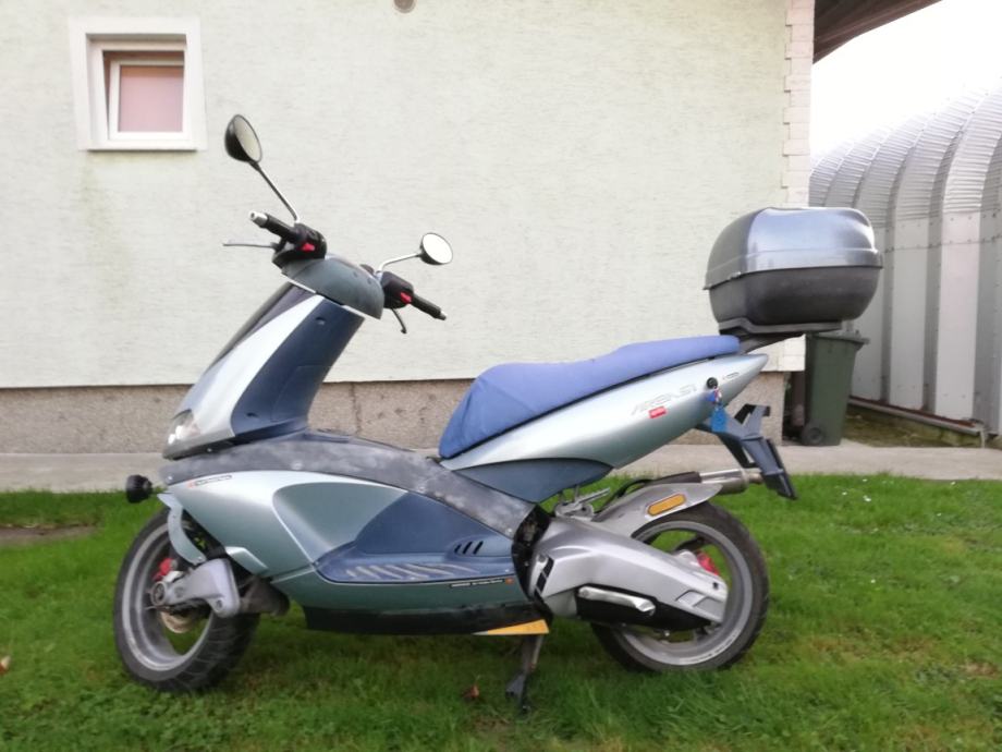 Aprilia Area 51 49 cm3, 2001 god.