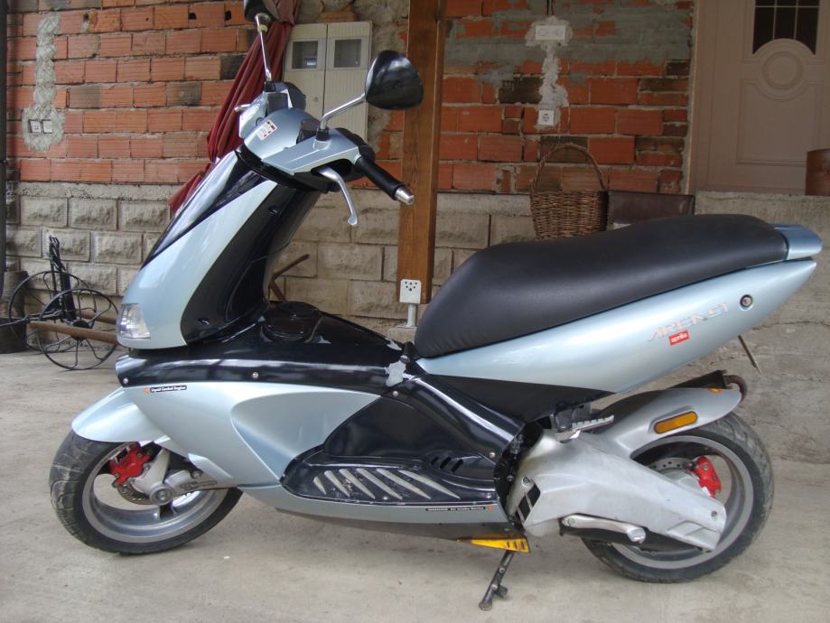 Aprilia Area 51 49 cm3, 1999 god.