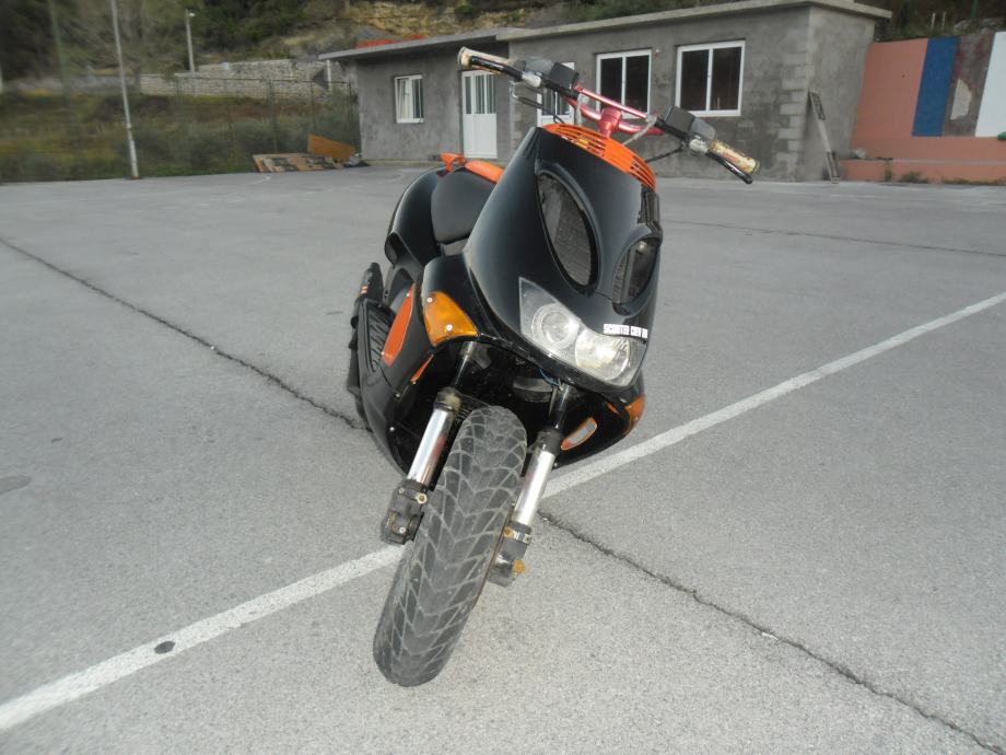 Aprilia sr 70 cm3 HITNO!!!!, 1999 god.