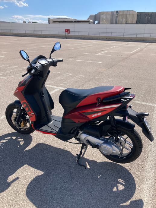 Aprilia SR Motard 50 cm3, 2019 god.