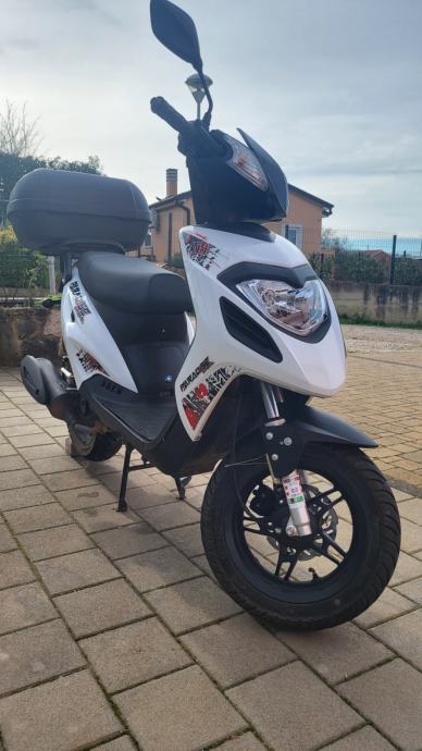 Generic Paradise B22 50 cm3, 2019 god.