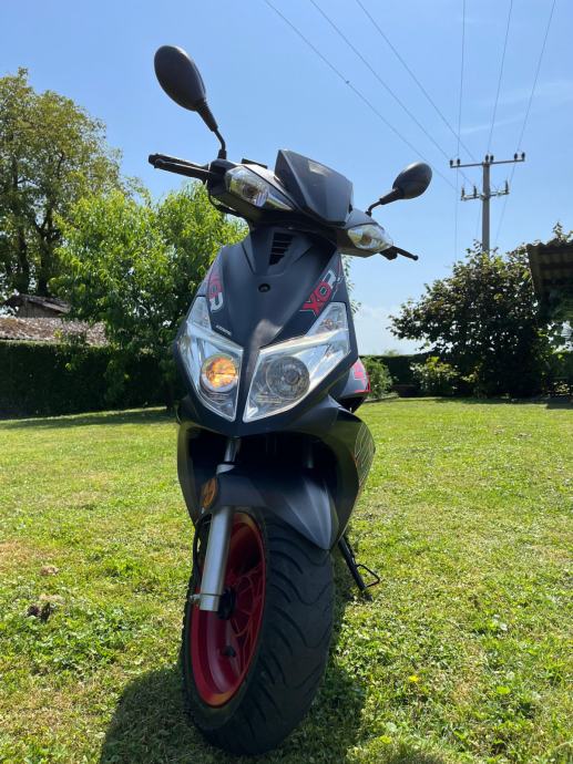 Generic Xor2 50 competition 50 cm3, 2014 god.