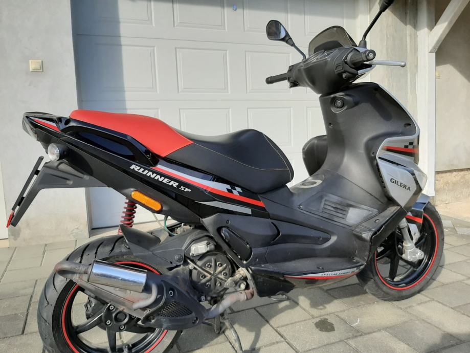 Gilera runner 50, 2008 god.