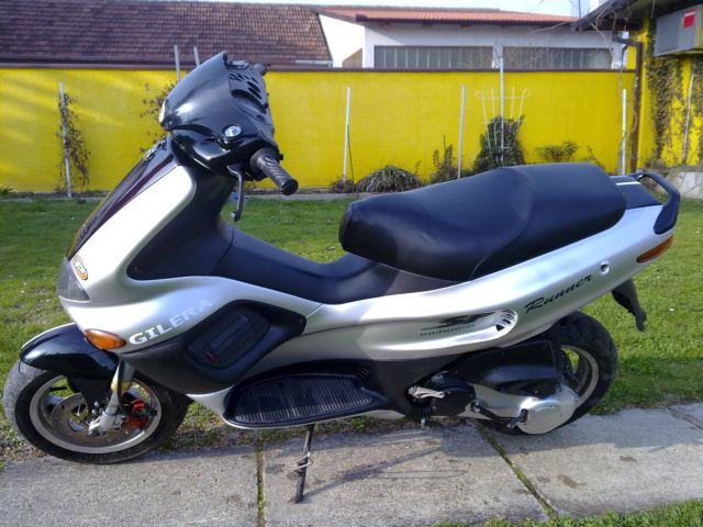 Gilera runner 50 49 cm3, 1998 god.