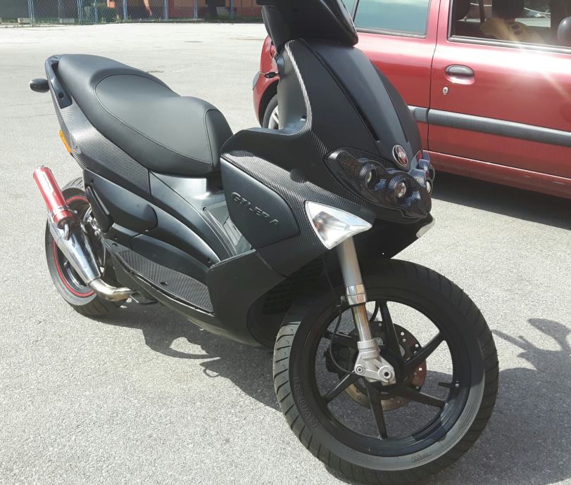Gilera Runner 50 CARBON DESIGN - moguca zamjena za dostavno vozilo ...