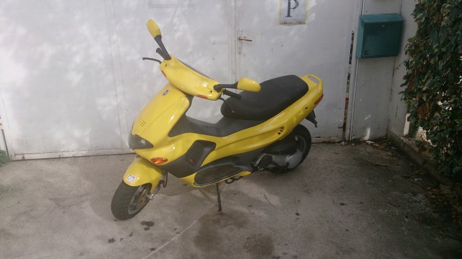 Gilera RUNNER 50 DD 50 cm3, 1999 god.