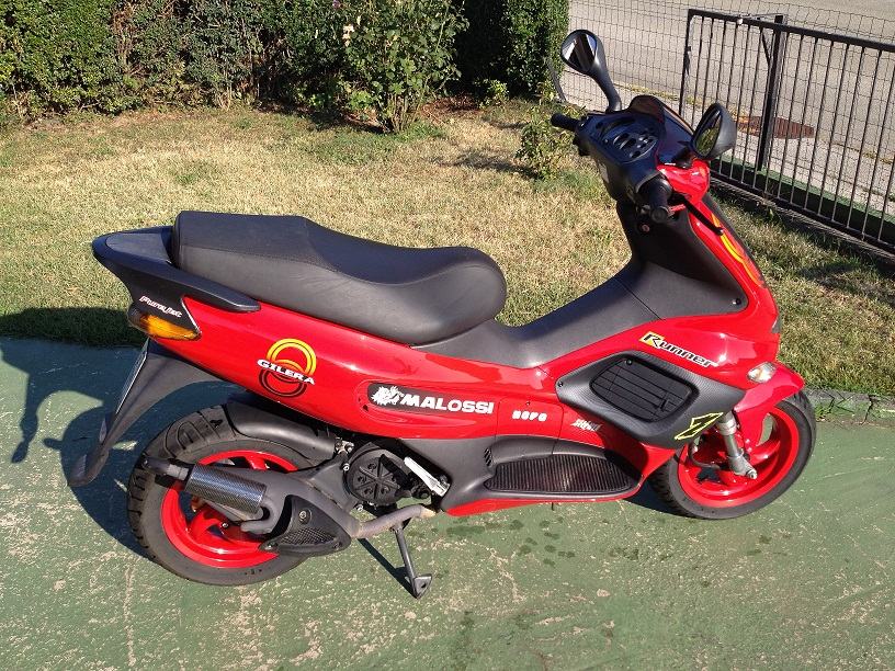 Gilera runner 50 pure jet 49 cm3, 2003 god.