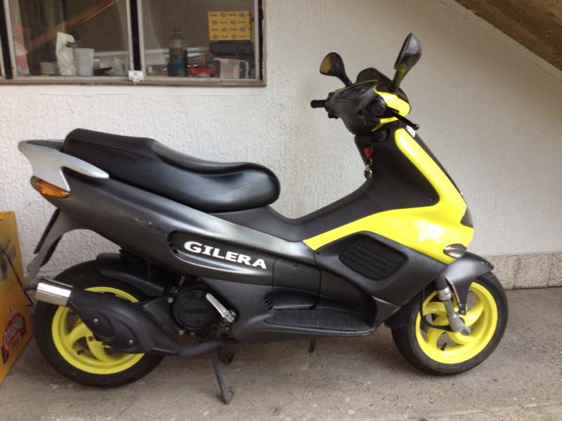 Gilera runner 50, 2002 god.