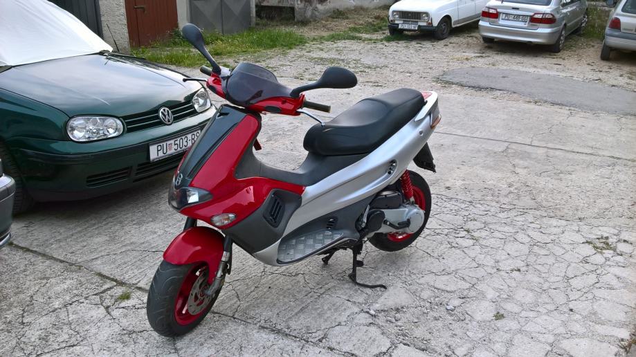 Gilera Runner 50 SP 50 cm3, 2003 god.