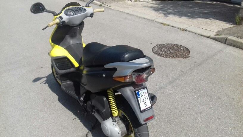 Gilera Runner pure jet 50 cm3, 2003 god.