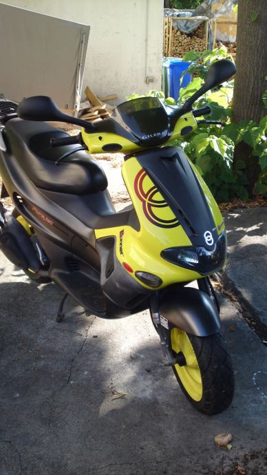 Gilera runner pure jet 50 cm3, 2003 god.