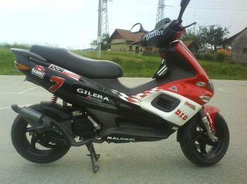 Gilera Runner Racing Replica 50 cm3, 2006 god.