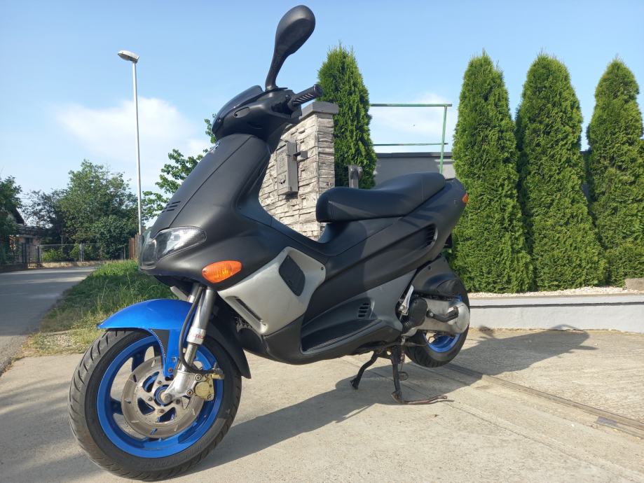 Gilera Runner SP 50 49 cm3, 2003 god.