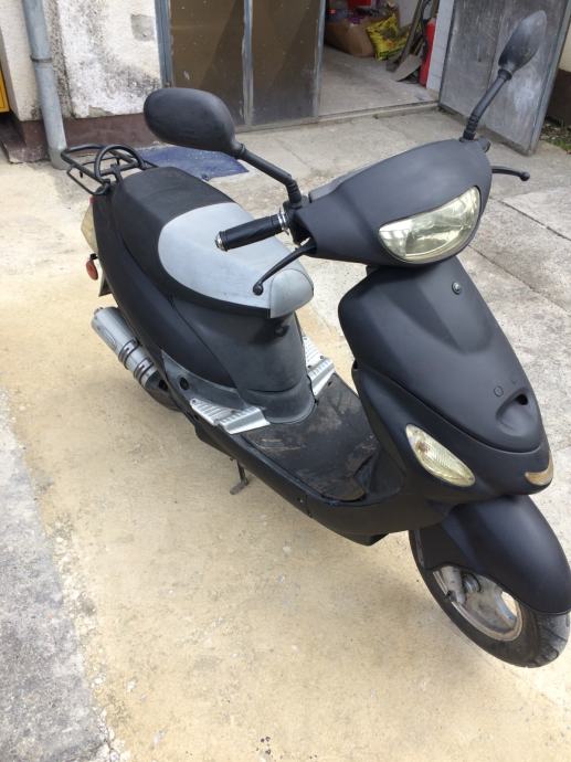 Baotian 50cc, napravljena generalka na motoru, spreman za sezonu, 2005 god.