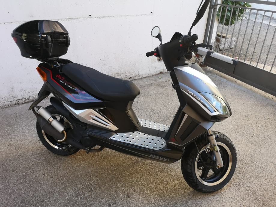 Keeway Matrix 50 sport racing 49 cm3, 2007 god.
