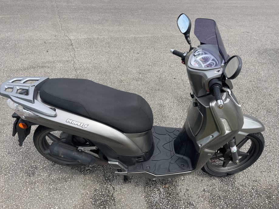 Kymco People S 50 cm3, 2017 god.