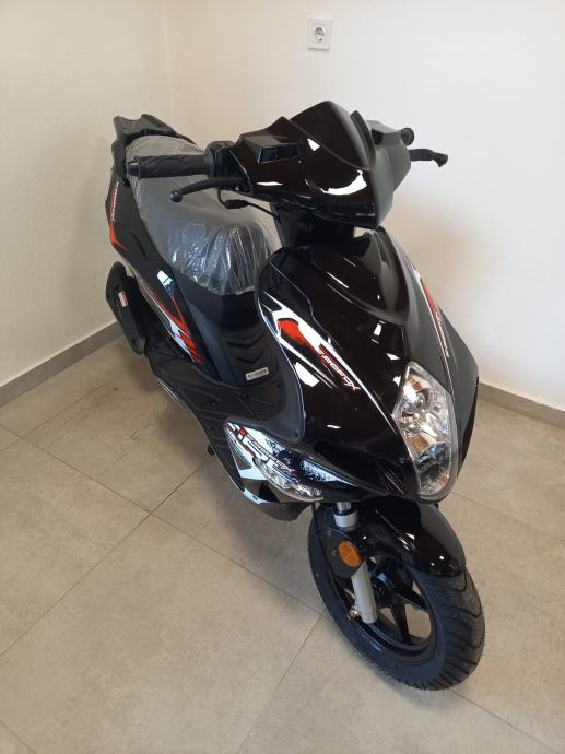 LONGJIA FIREFOX 50 4T euro 5, 2023 god.