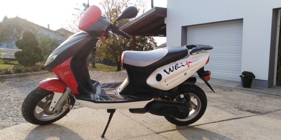 Jonway Whip 50 cm3, 2006 god.