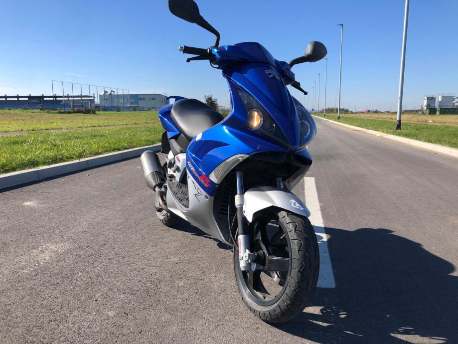 Peugeot jet force 50 cm3, 2003 god.