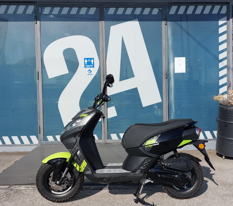 Peugeot STREETZONE 10 4T E5 49 cm3 / 3,5 KS, 2021 god.