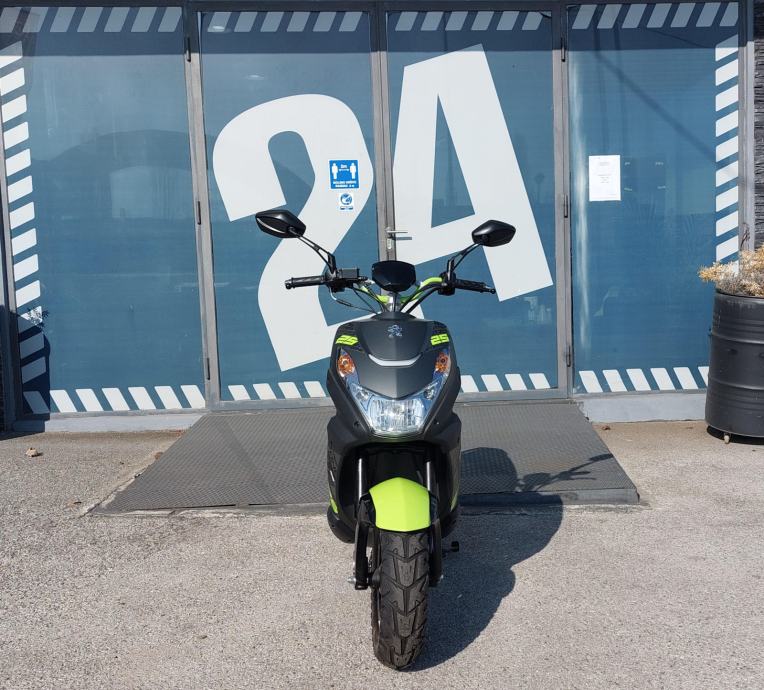 Peugeot STREETZONE 10 4T E5 49 cm3 / 3,5 KS, 2021 god.