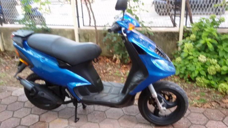 Piaggio Energy 49 cm3, 2002 god.