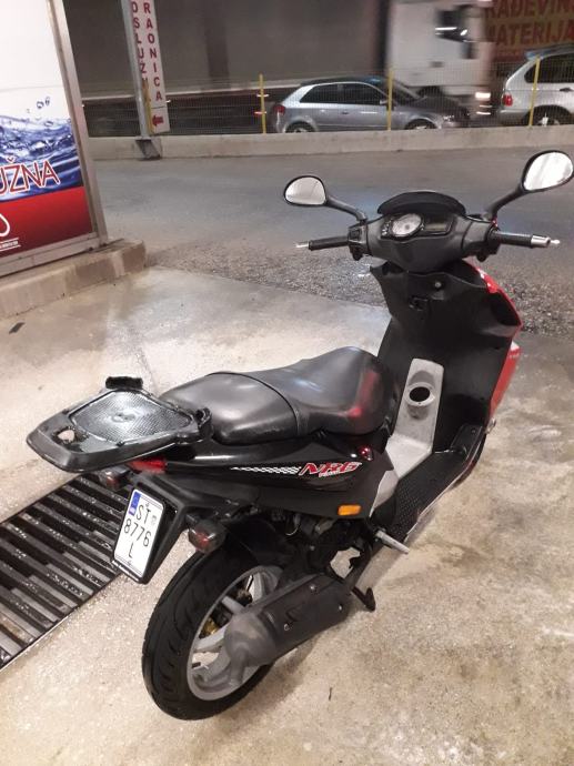 Piaggio Energy 49 cm3, 2005 god.