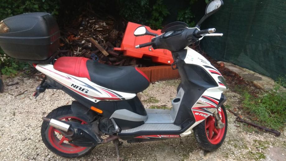 Piaggio Energy 50 cm3, 2012 god.