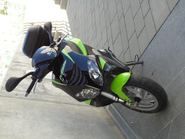 Piaggio energy 50 cm3, 2006 god.