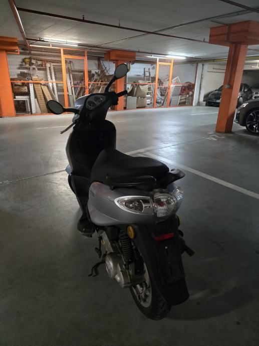 Piaggio Fly 50 cm3, 2014 god.