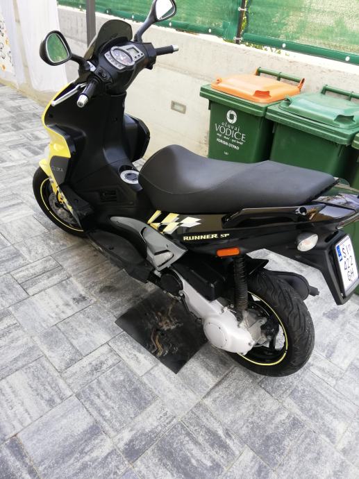 Piaggio Gilera Runner 49 cm3, 2007 god.