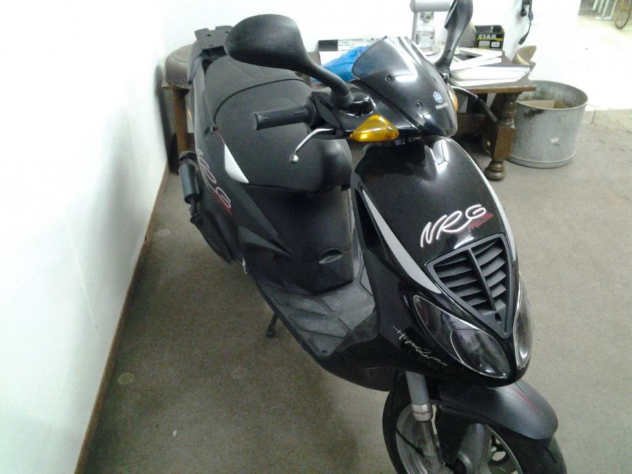 Piaggio NRG MCR DD II 49 cm3, 2003 god.