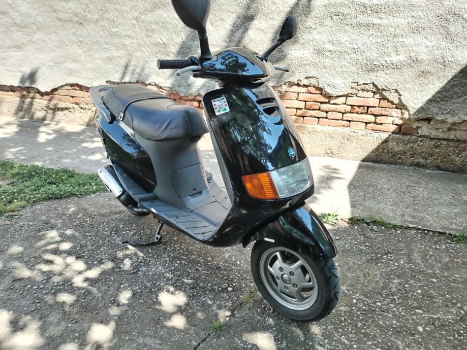 Piaggio Sfera 50, reg godinu dana, 1996 god.