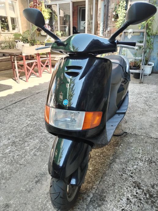 Piaggio Sfera 50, reg godinu dana, 1996 god.