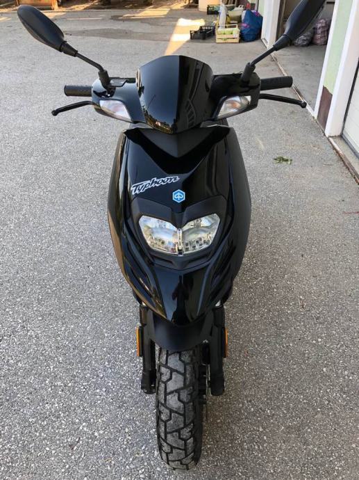 Piaggio Typhon 50 cm3/2013god/4800km/Stanje novo 10/10, 2013 god.