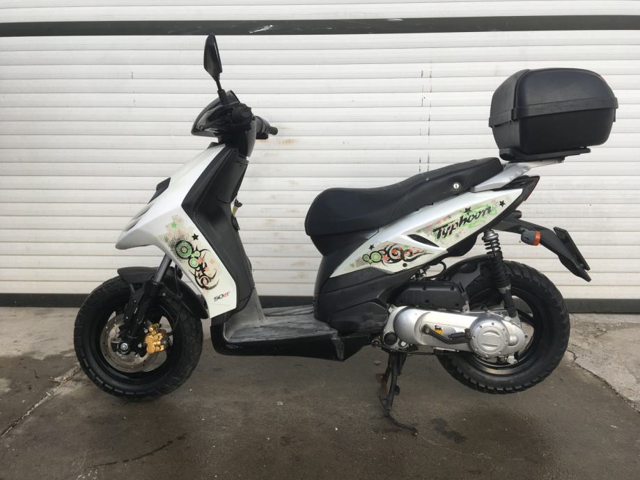 Piaggio typhon 50 cm3, 2009 god.