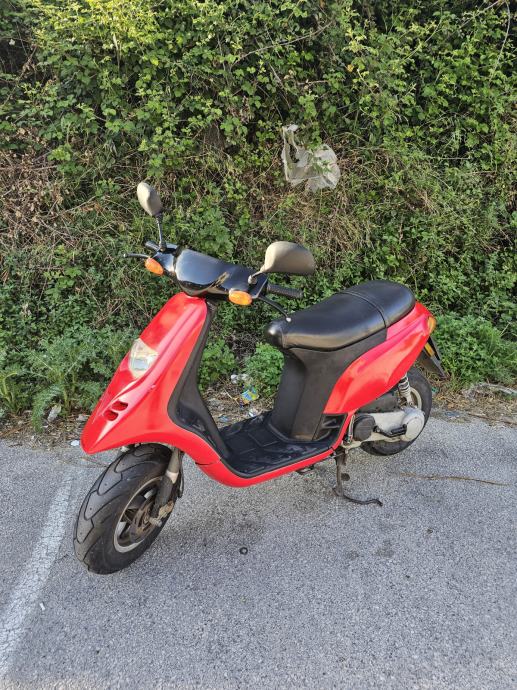 Piaggio Typhoon 50 ccm, 2002 god.