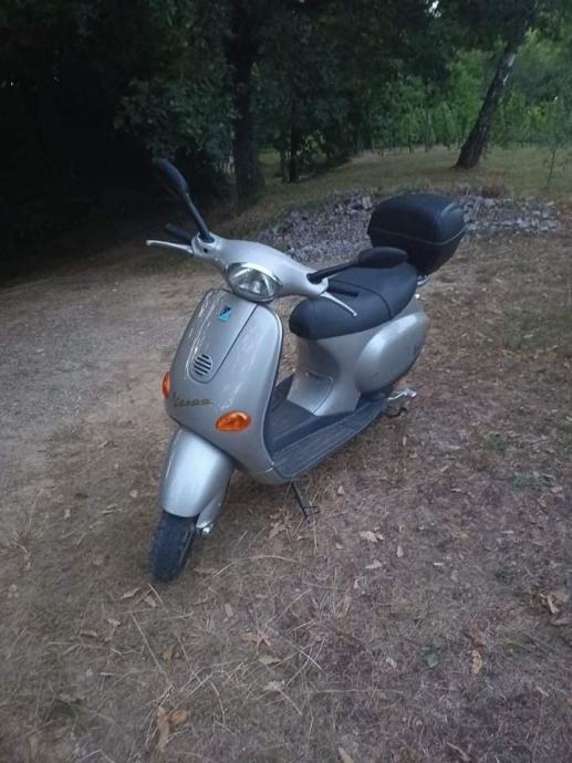 Piaggio Vespa Et2 49 cm3, 2003 god.