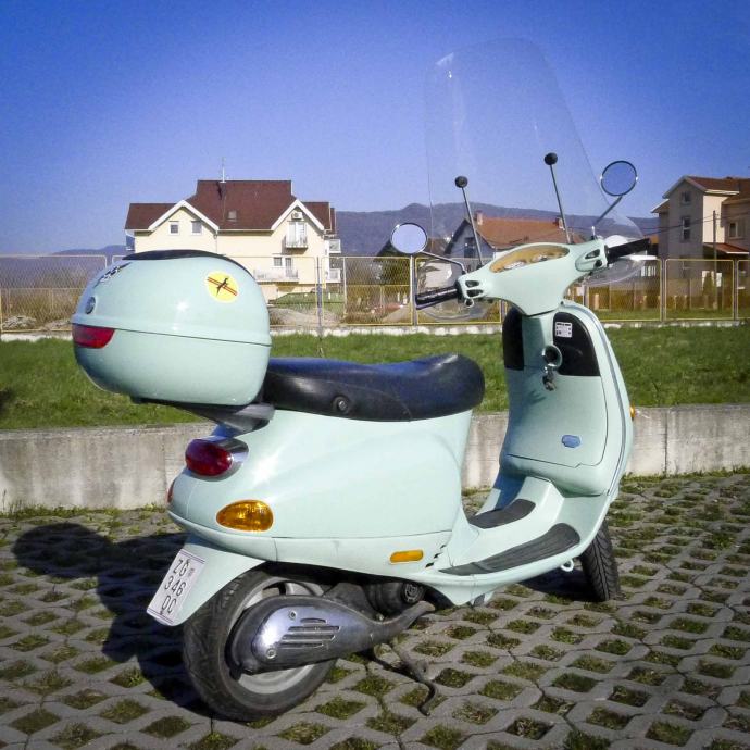 Piaggio Vespa ET2 49 cm3, 1998 god.