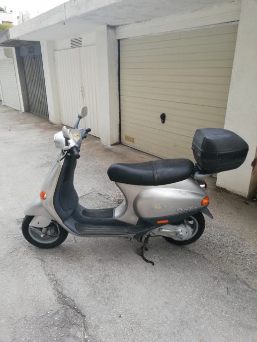 Piaggio Vespa ET2 50 2t 49 cm3, 2000 god.