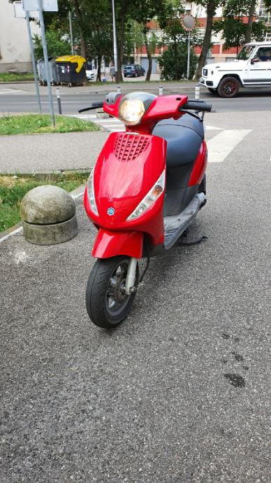 Piaggio Zip 4t 49 cm3, 2008 god.